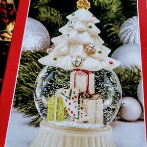 Lenox | Other | Vintage Lenox Gift Tree Christmas Tree Sno | Poshmark